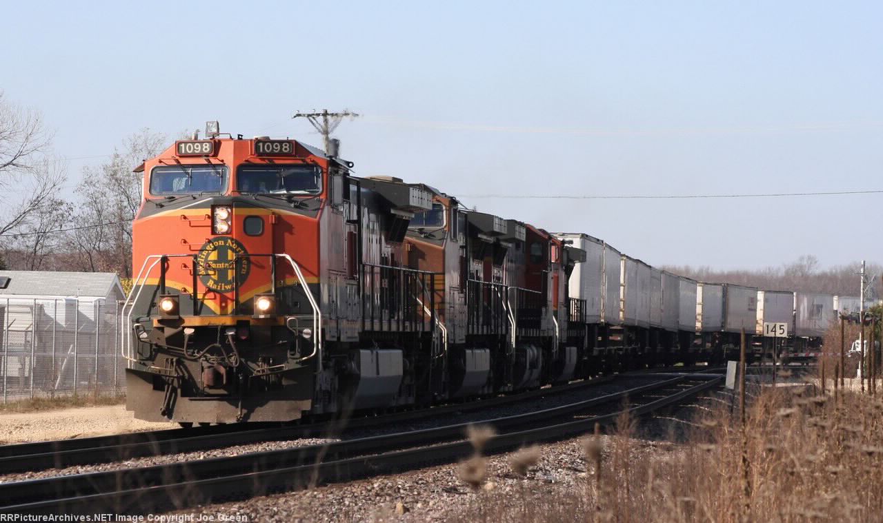 BNSF 1098